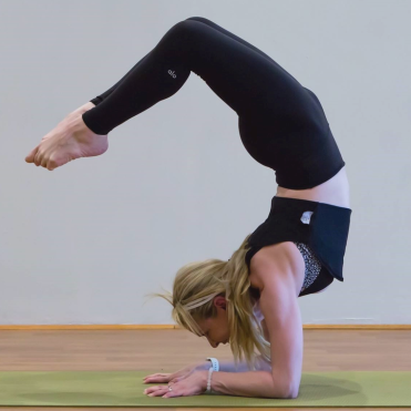 ARM BALANCING PROGRESSIONS - Moksha Yoga